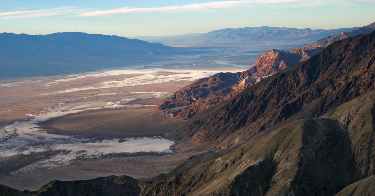 Summarizing Death Valley’s Geology in 12 outtake photos | geologictimepics